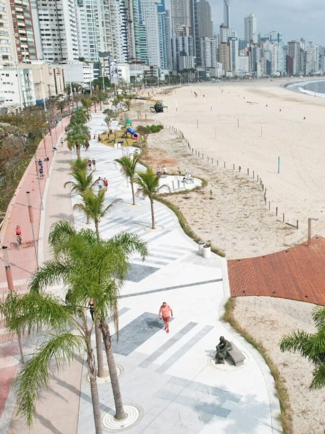 Drone revela detalhes da megaobra do calçadão de R$ 300 milhões em ...